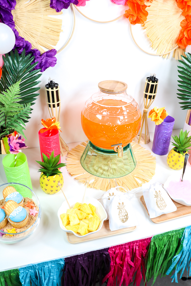 Easy Hawaiian Luau Party Ideas - Printable Crush Parties